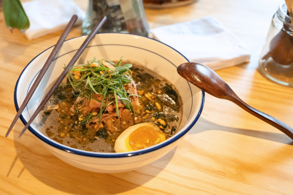 Mirai Food Lab: barra de ramen y productos en base a fermentación